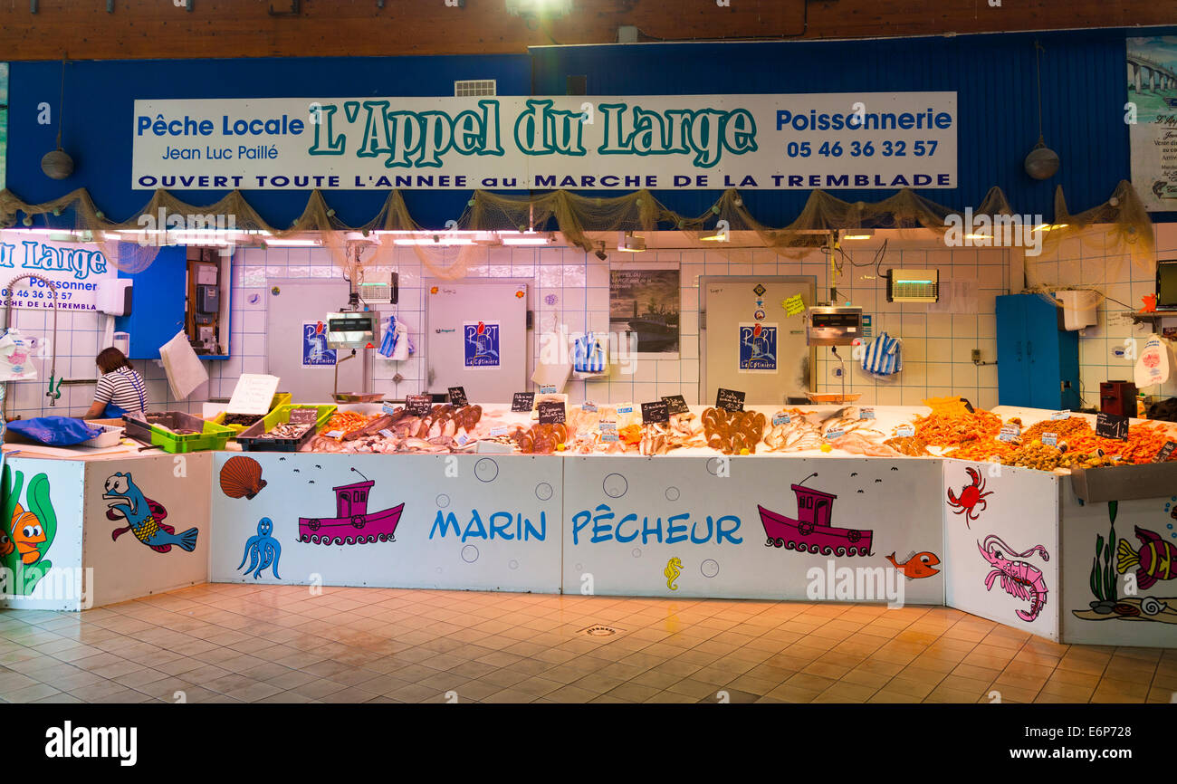 Fish stall in French covered market Stock Photo - Alamy