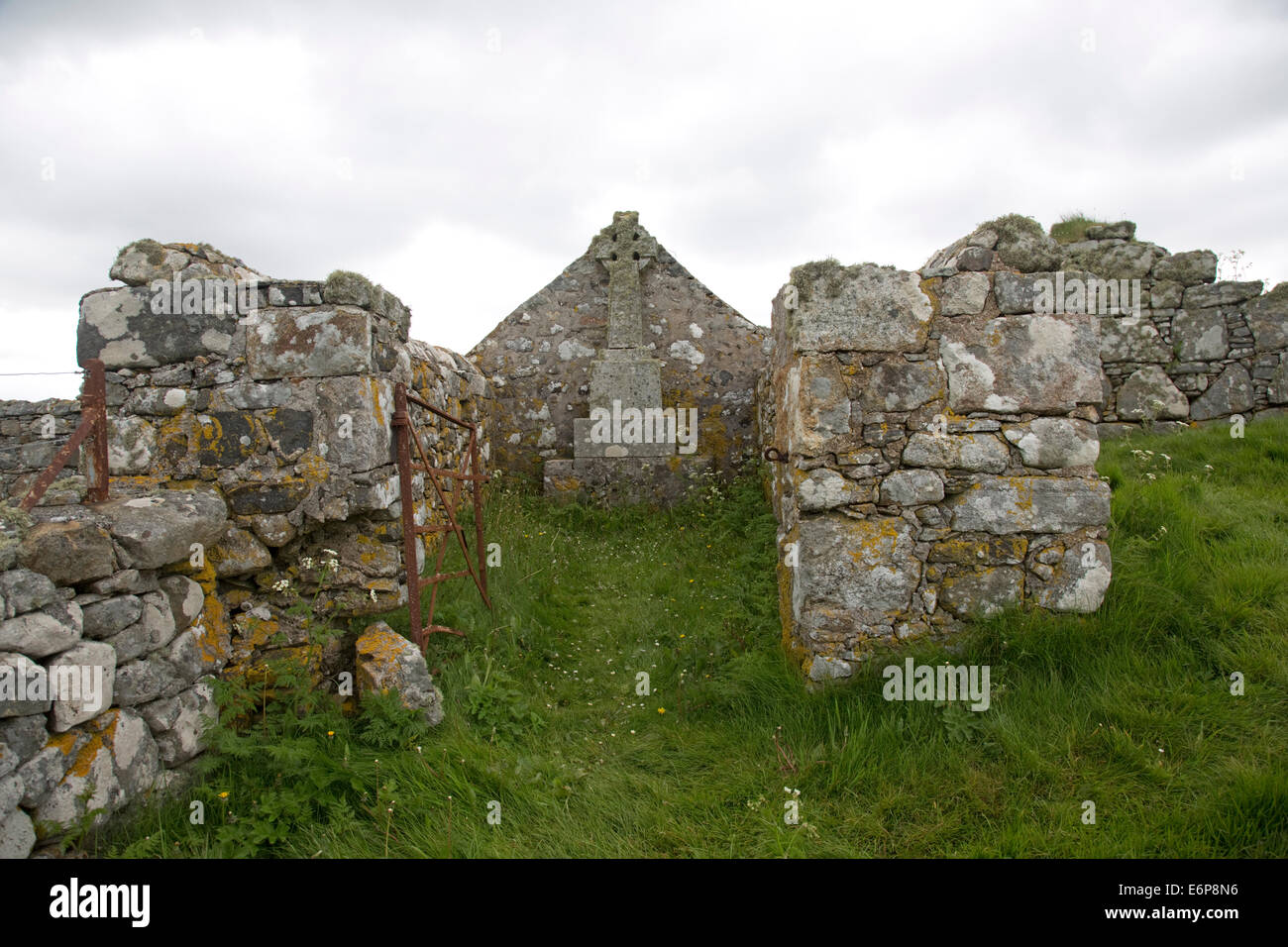 Celtic chapel hebrides hi-res stock photography and images - Alamy