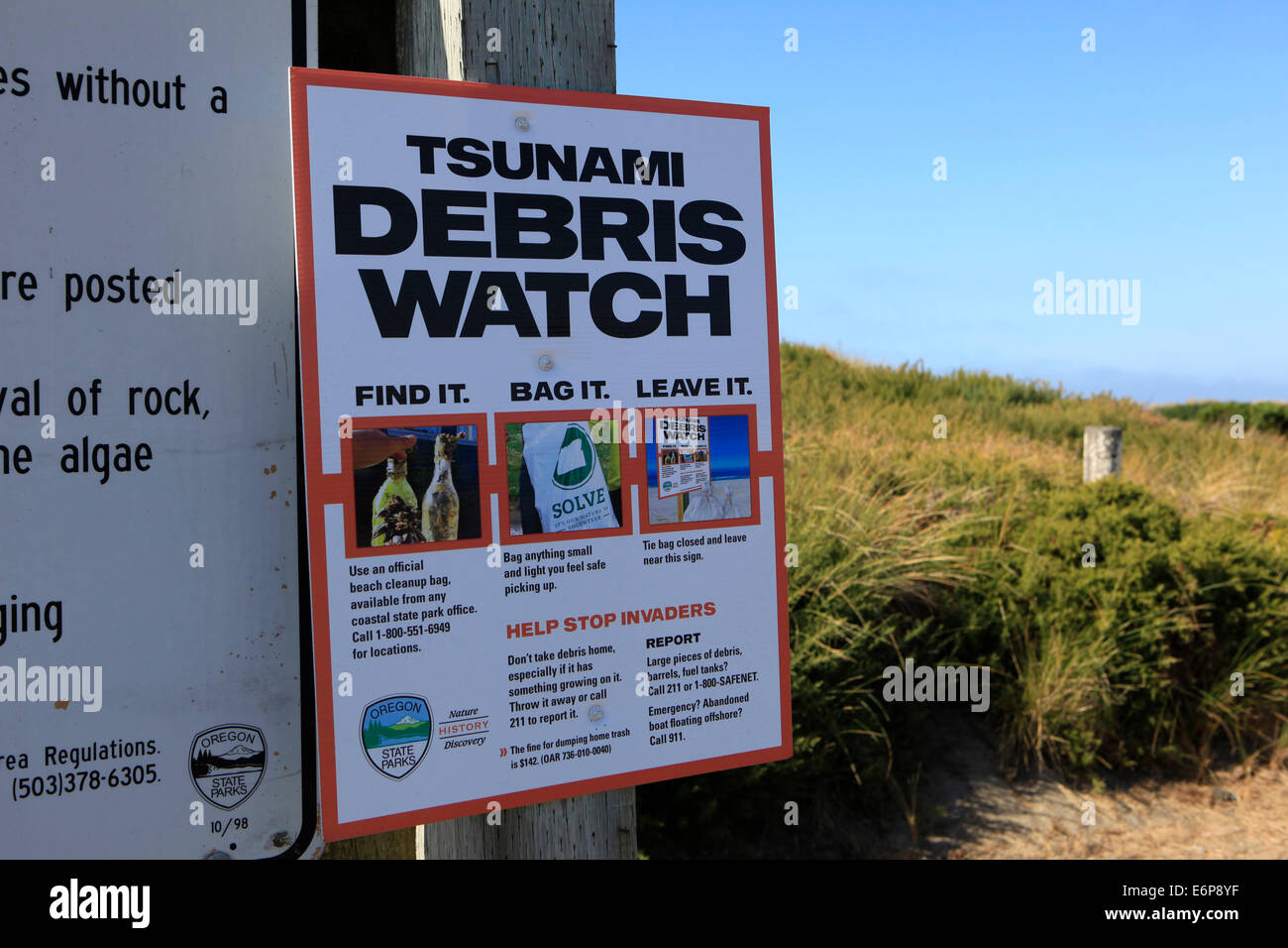 Tsunami debris usa hi-res stock photography and images - Alamy