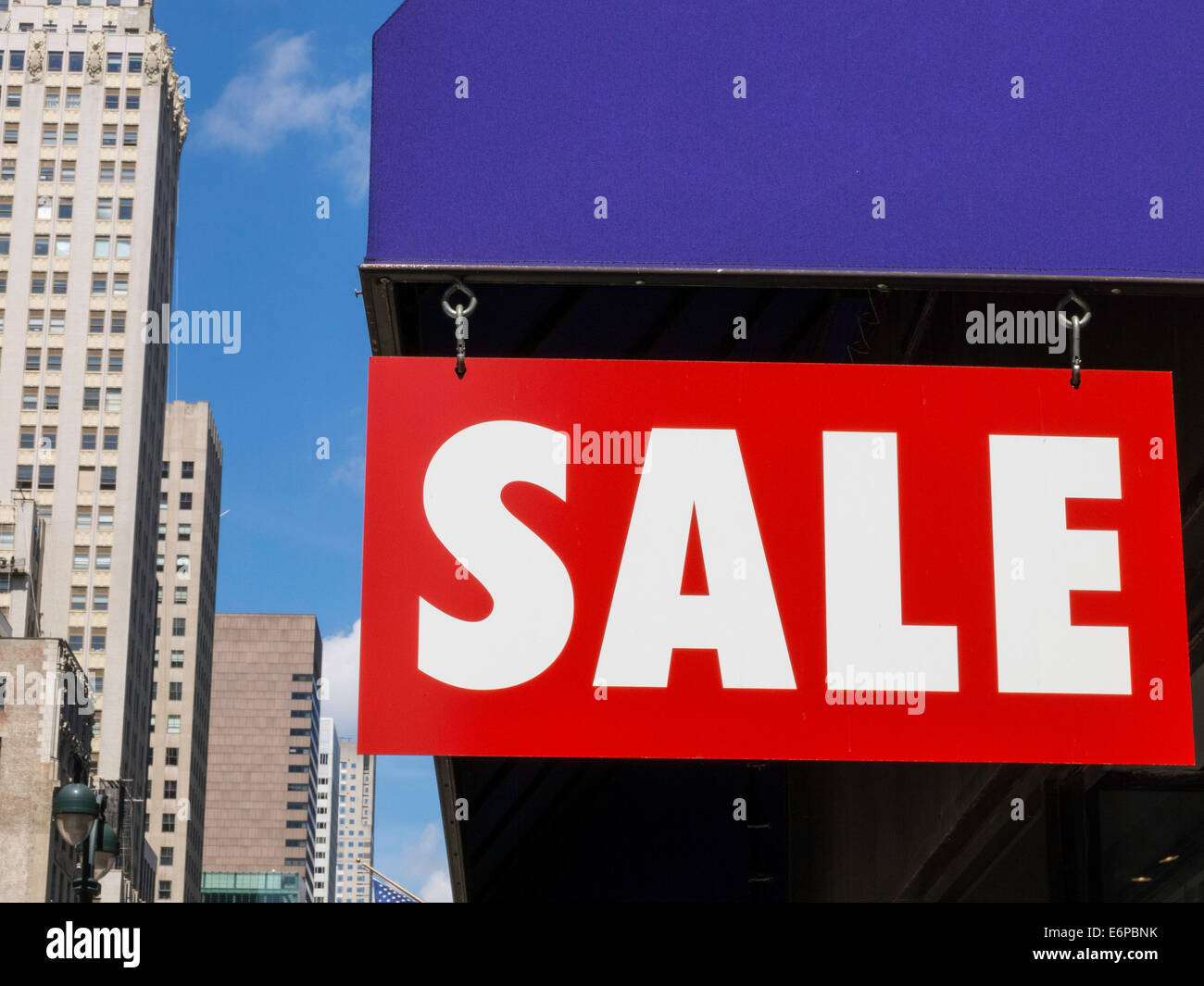 Sale text on purple hi-res stock photography and images - Alamy