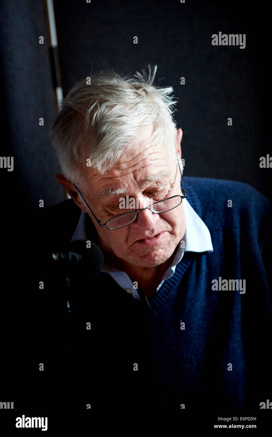 Richard ingrams working hi-res stock photography and images - Alamy