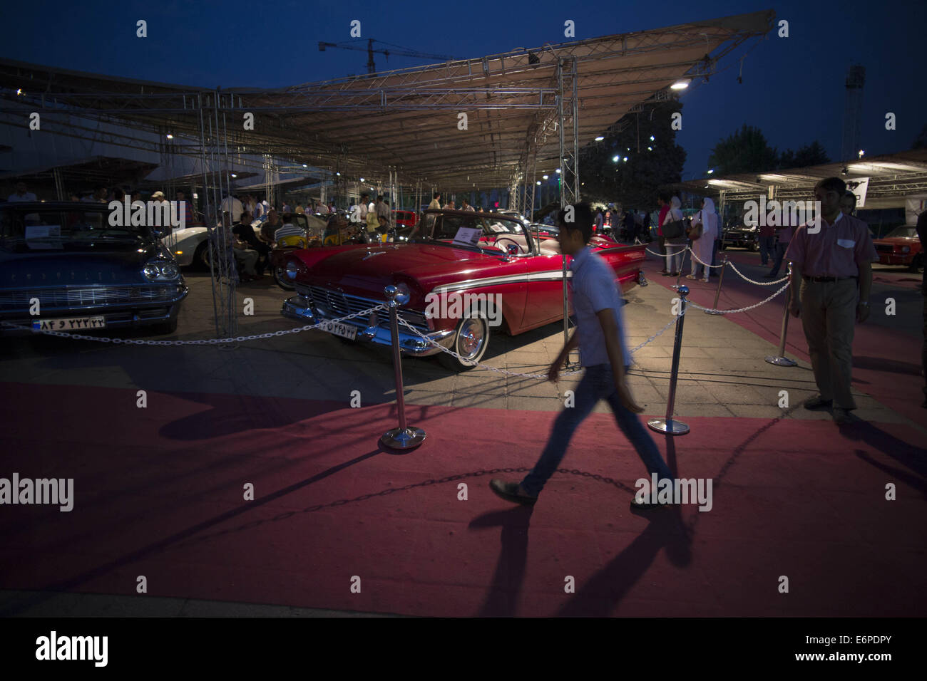 Ford skyliner 1957 hi-res stock photography and images - Alamy