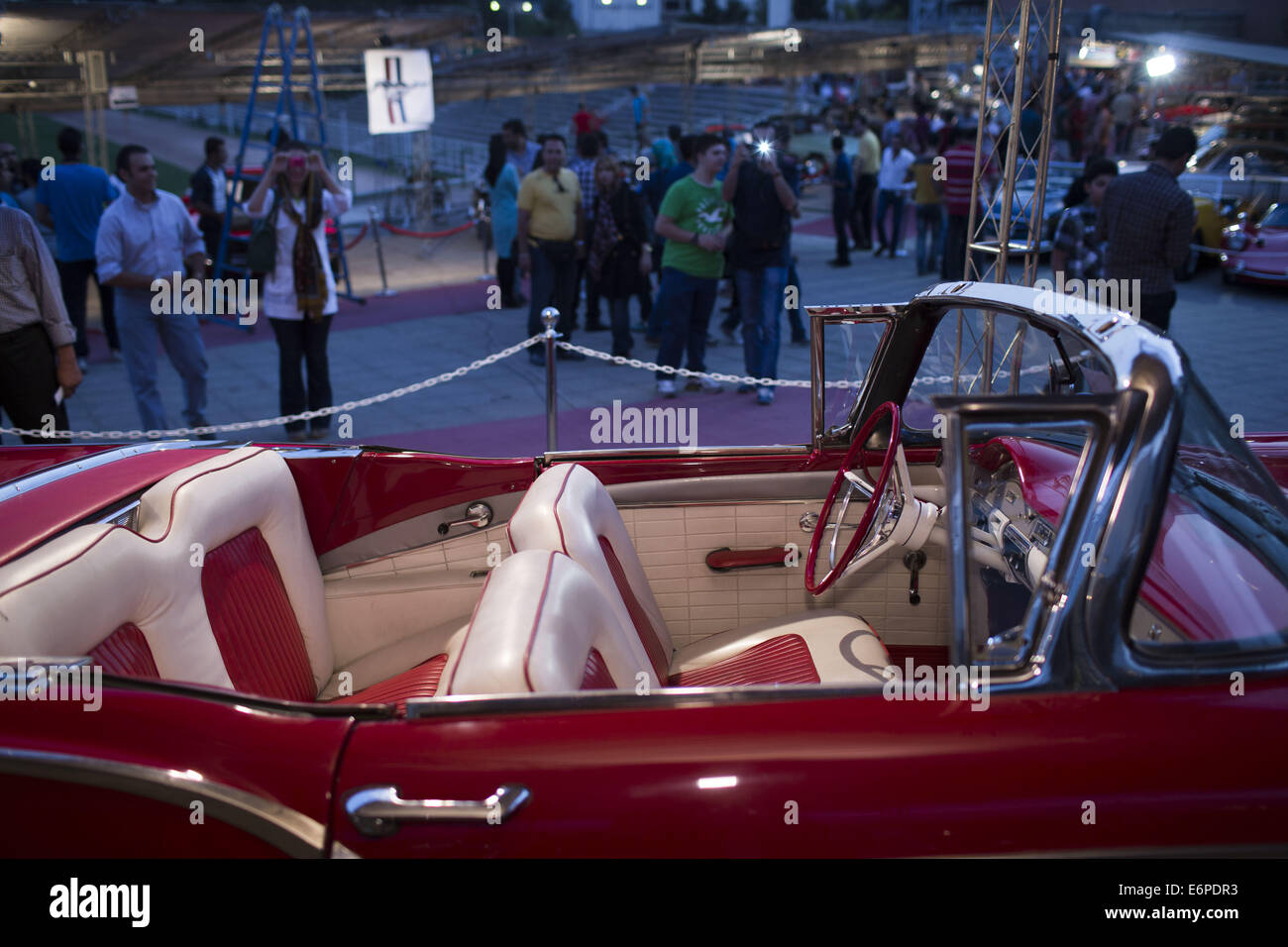 Ford skyliner 1957 hi-res stock photography and images - Alamy