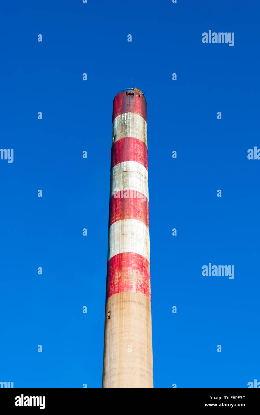 Shell refinery hi-res stock photography and images - Alamy