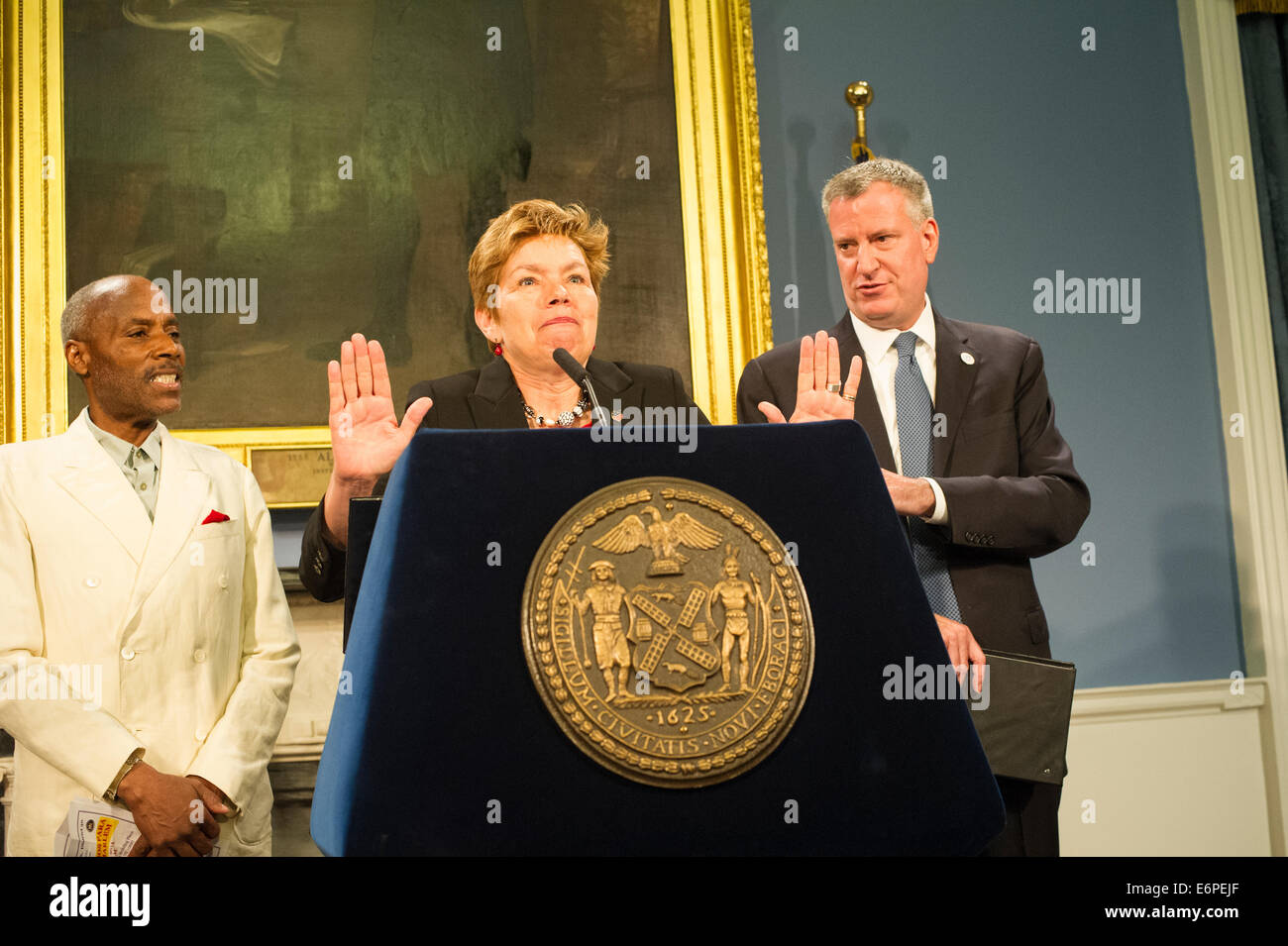 New York Mayor Bill De Blasio right, appoints Loree Sutton, center ...