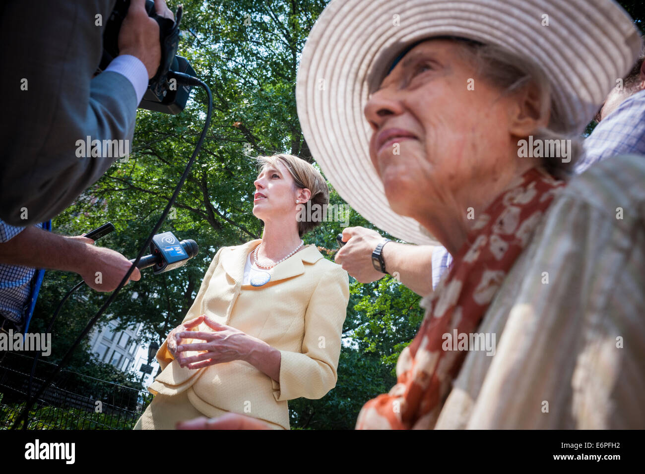 Zephyr teachout hi-res stock photography and images - Alamy