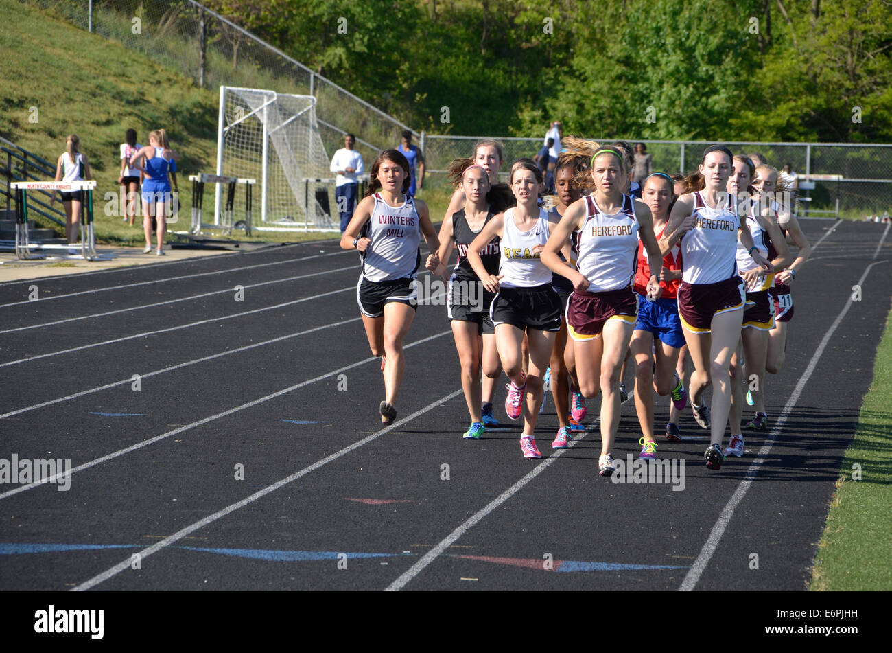 Running in the ran hi-res stock photography and images - Alamy