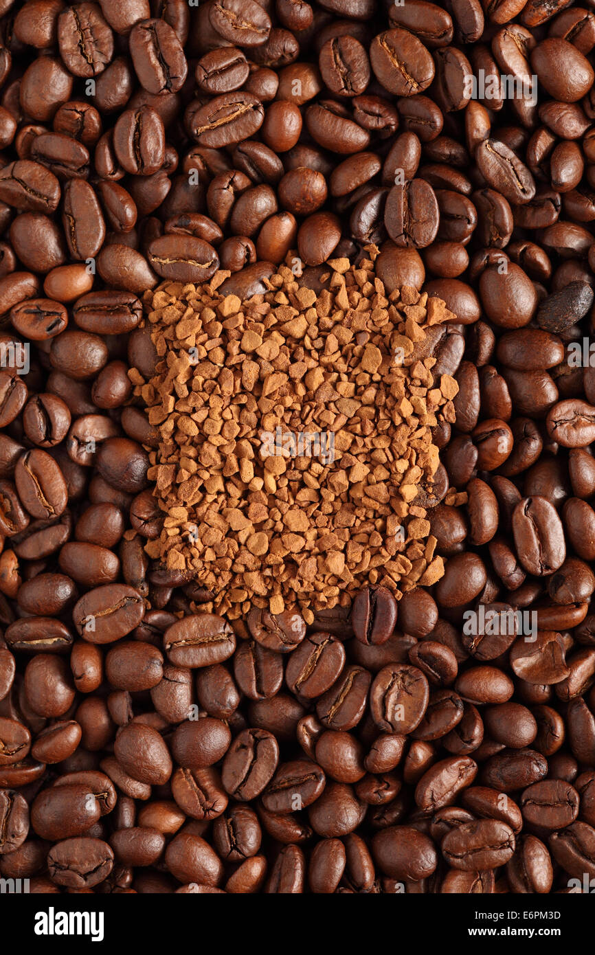 Coffee beans and instant coffee Stock Photo - Alamy
