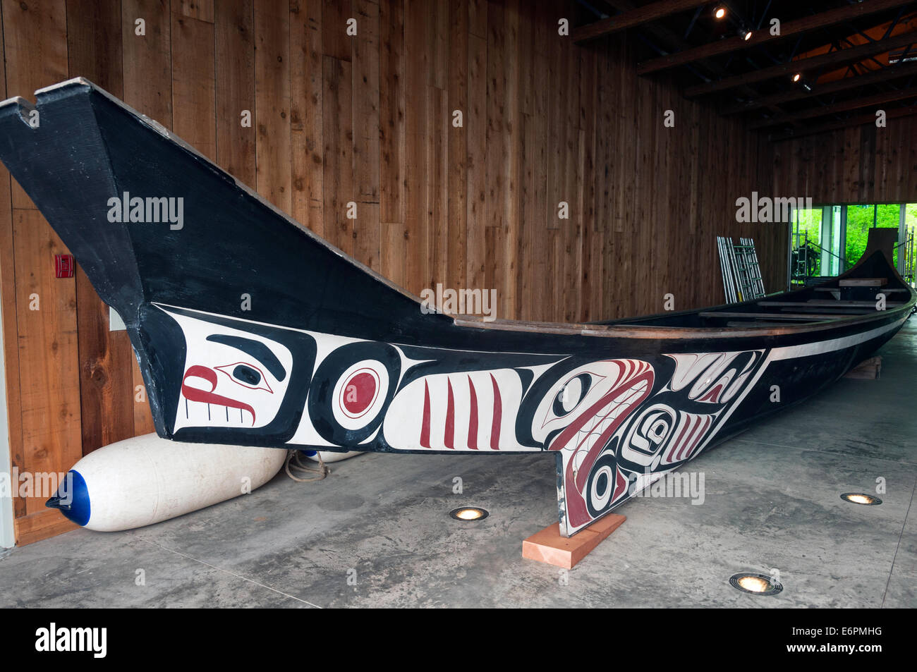 Painted canoe hi-res stock photography and images - Alamy