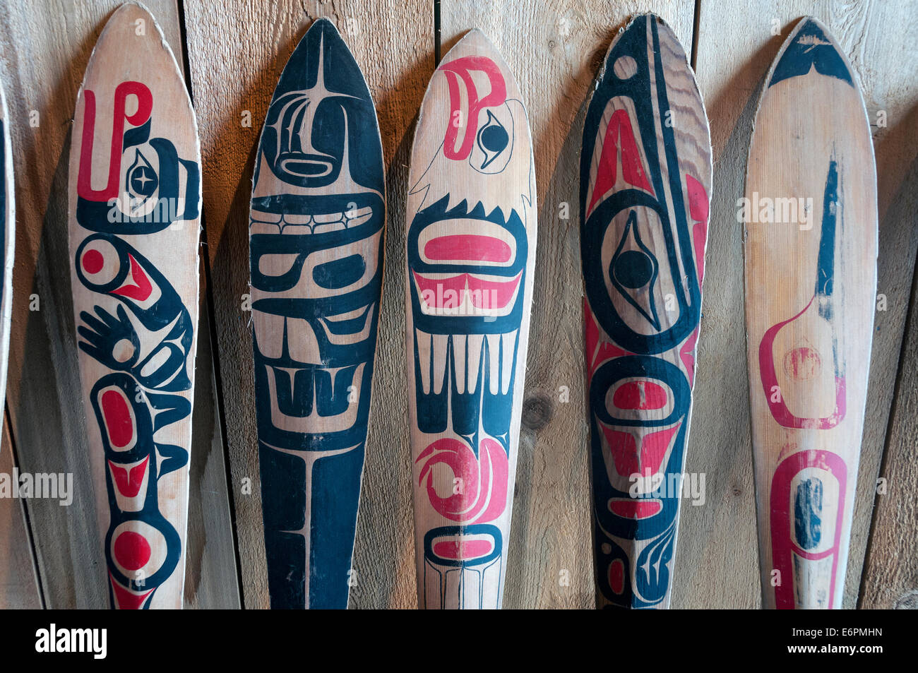 Haida canoe paddles canada hi-res stock photography and images - Alamy
