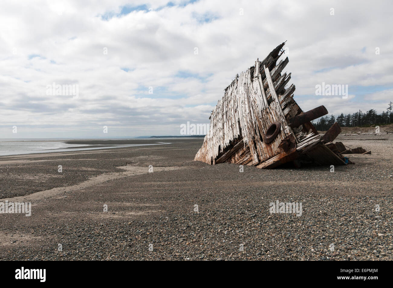 Elk203-4566 Canada, British Columbia, Haida Gwaii, Tlell, wreck of the ...