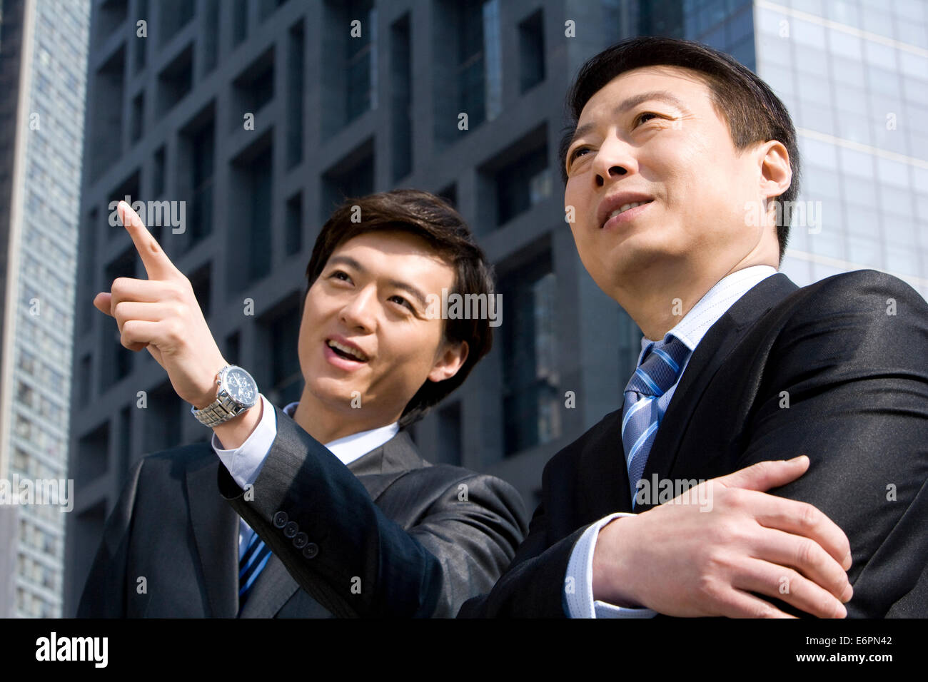 Team building à distance hi-res stock photography and images - Alamy