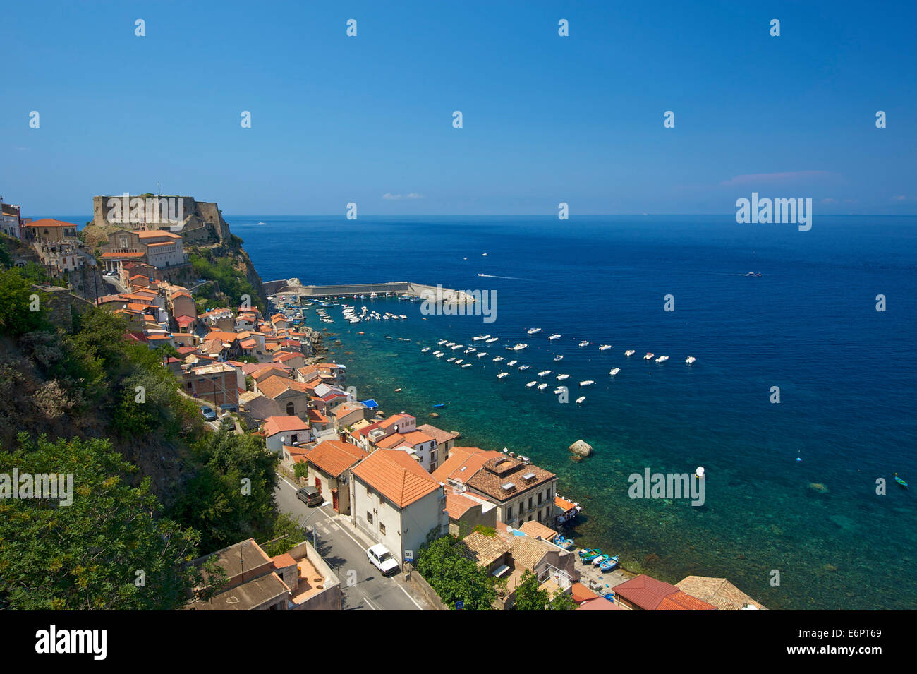 Coastal town of Scilla, Costa Viola, Calabria, Italy Stock Photo - Alamy