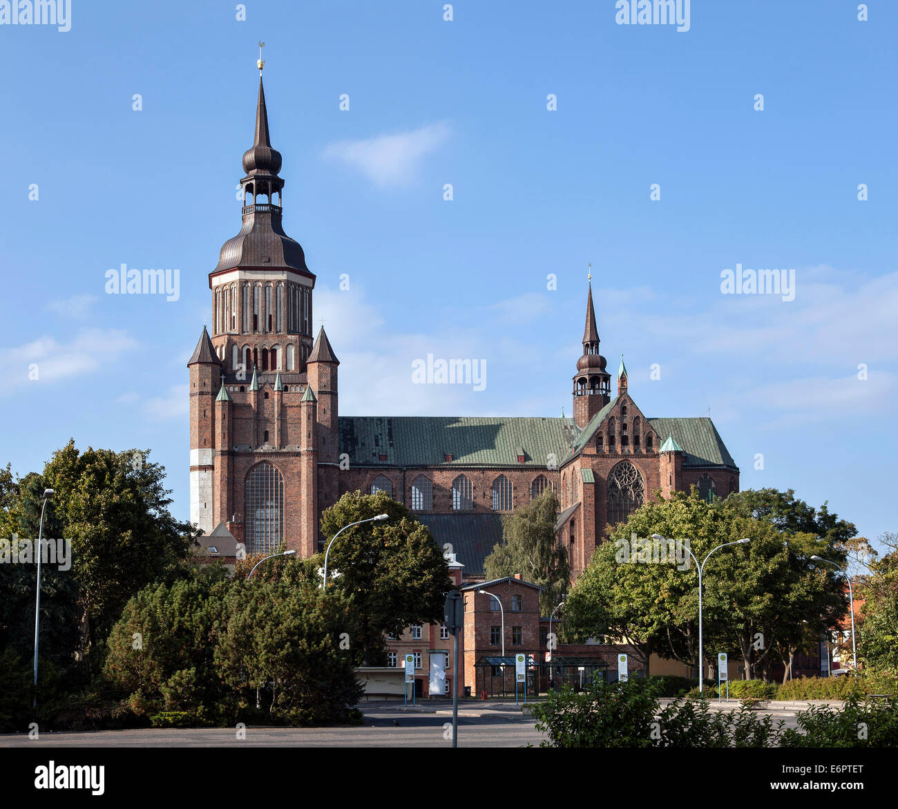 St marys old church hi-res stock photography and images - Alamy