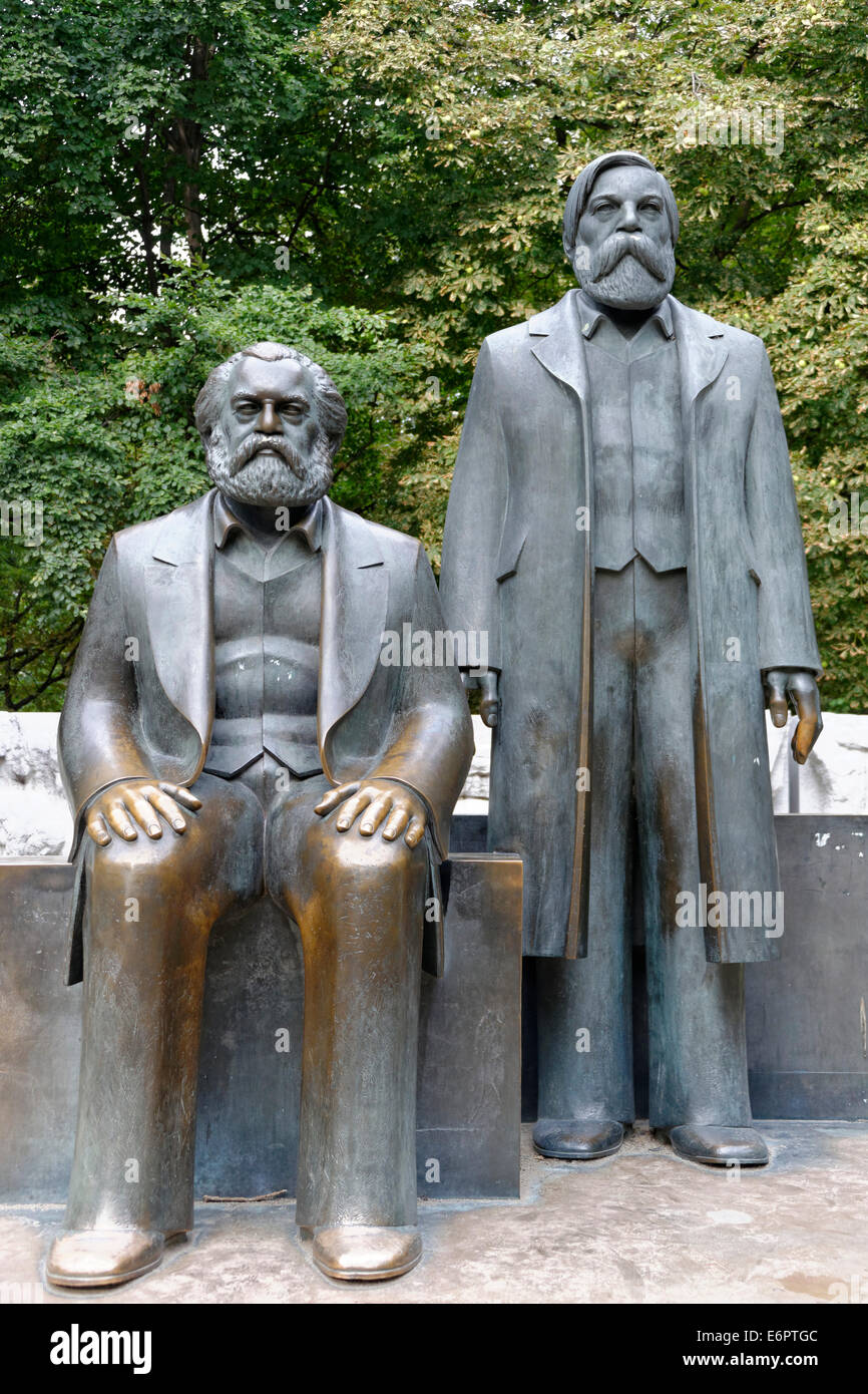 Berlin karl marx statue hi-res stock photography and images - Alamy