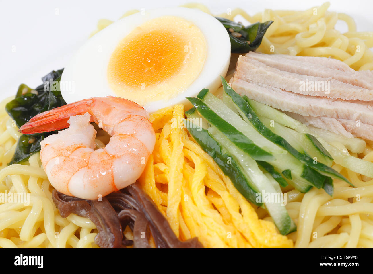 Chinese style cold noodles Stock Photo - Alamy
