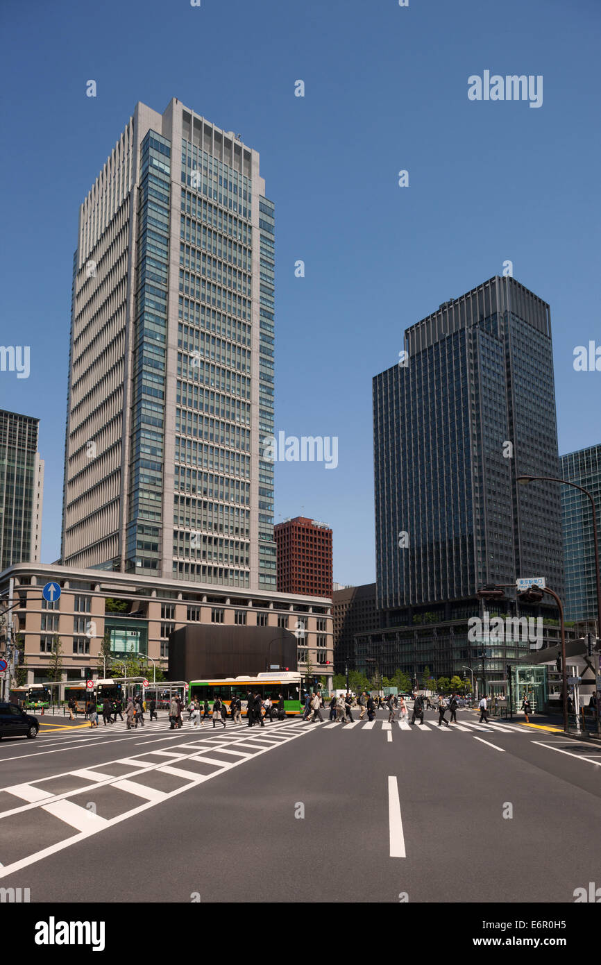 Marunouchi building and shin marunouchi building hi-res stock ...