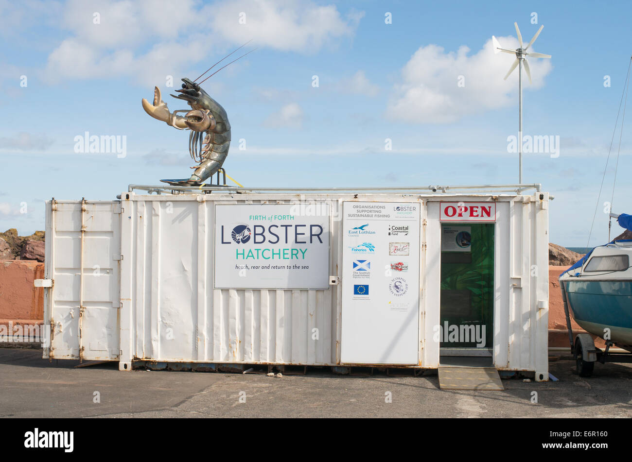 Firth of forth lobster hatchery hi-res stock photography and images - Alamy