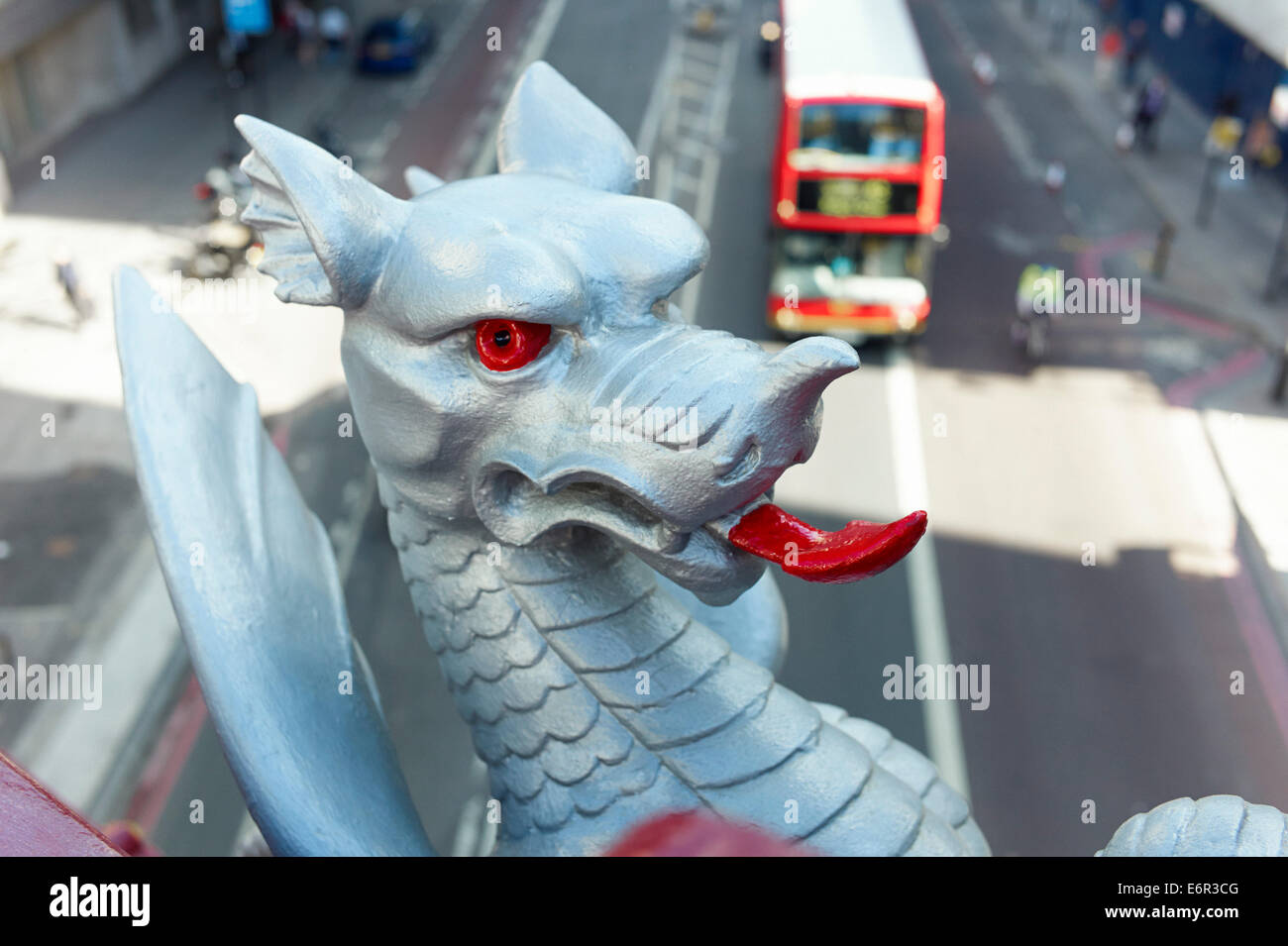 City of london dragon hi-res stock photography and images - Alamy