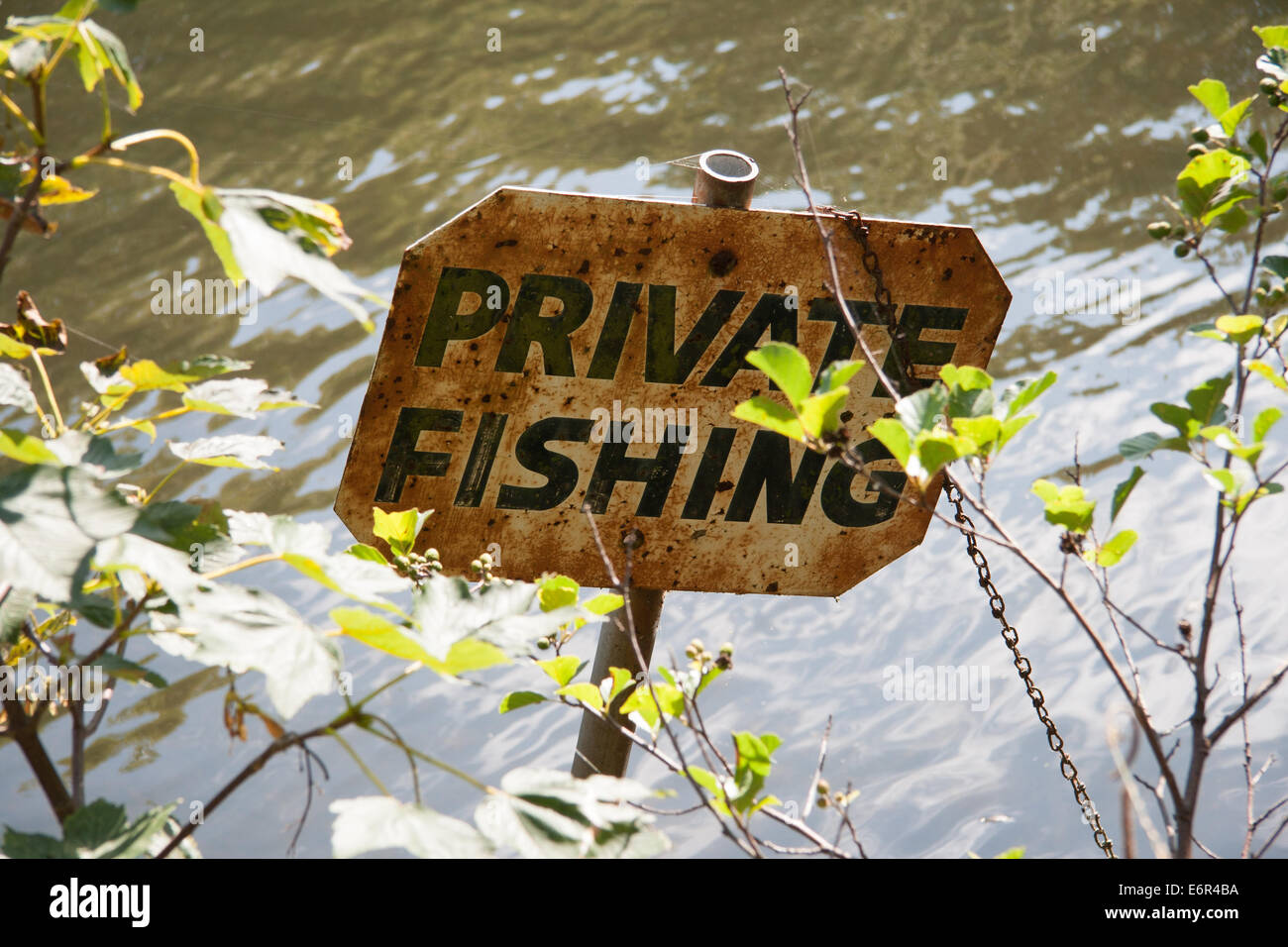 Private fishing sign hi-res stock photography and images - Alamy