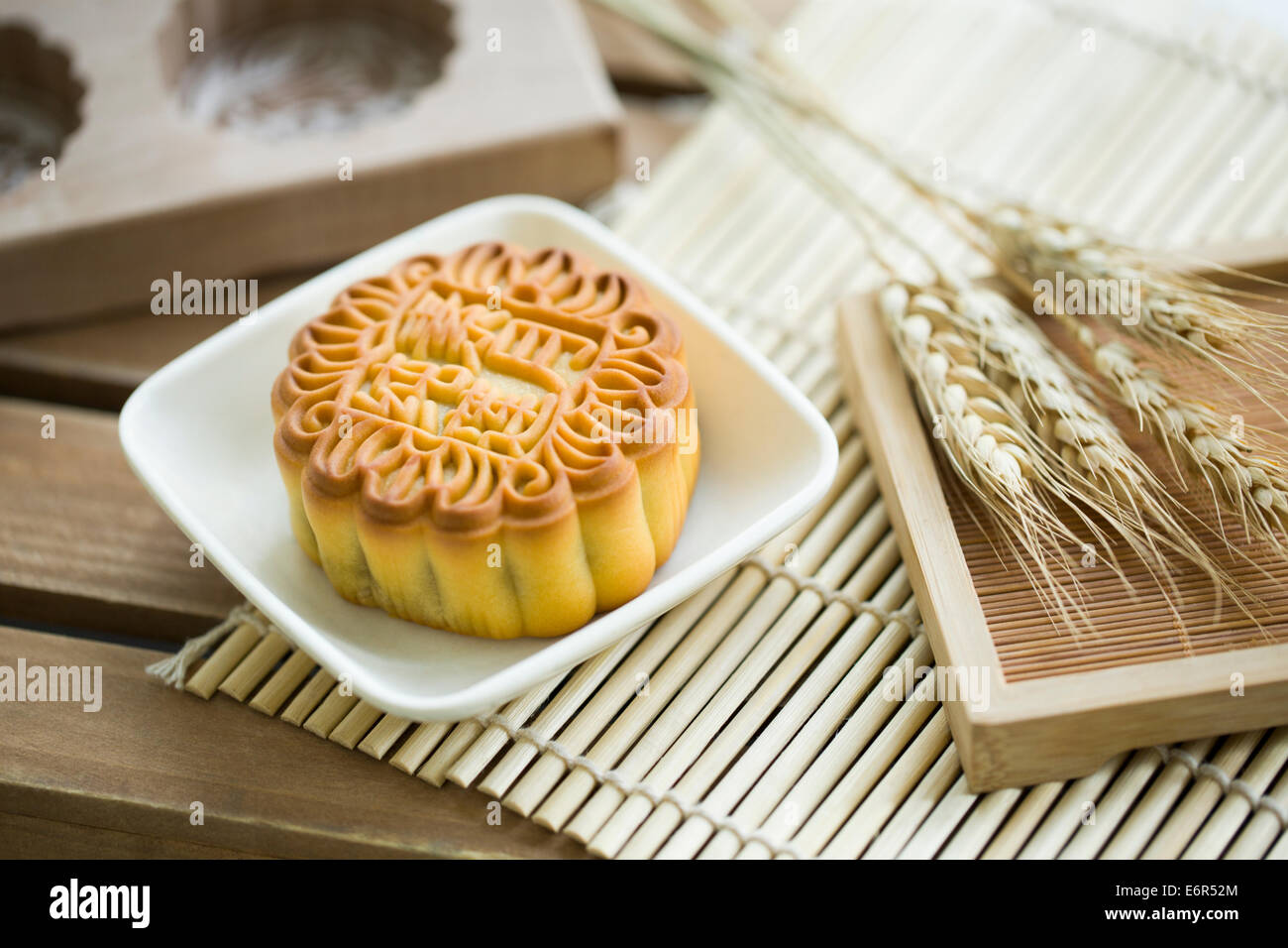 Mooncake beijing hi-res stock photography and images - Alamy