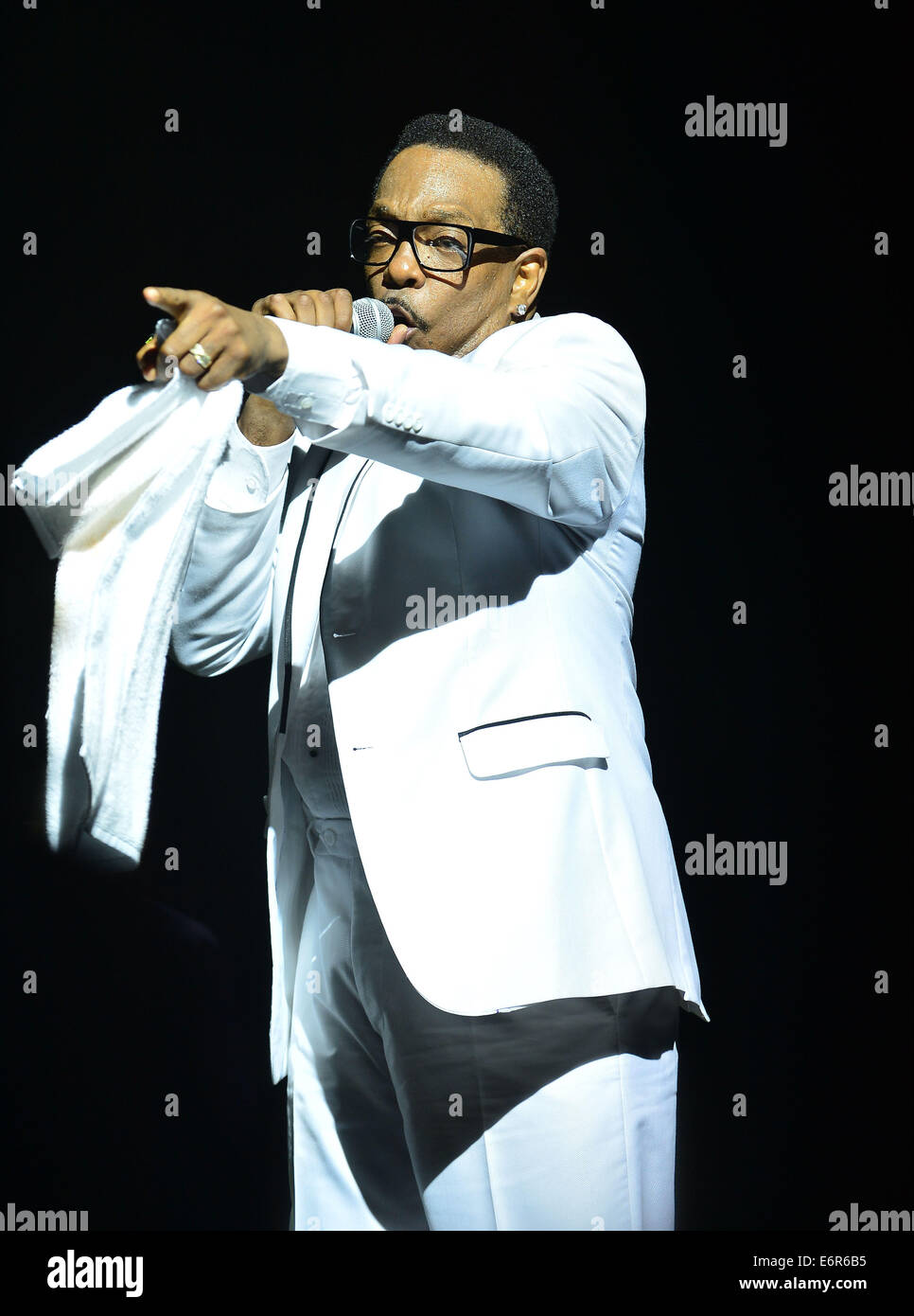 Charlie Wilson performs live at the James L. Knight Center Featuring ...