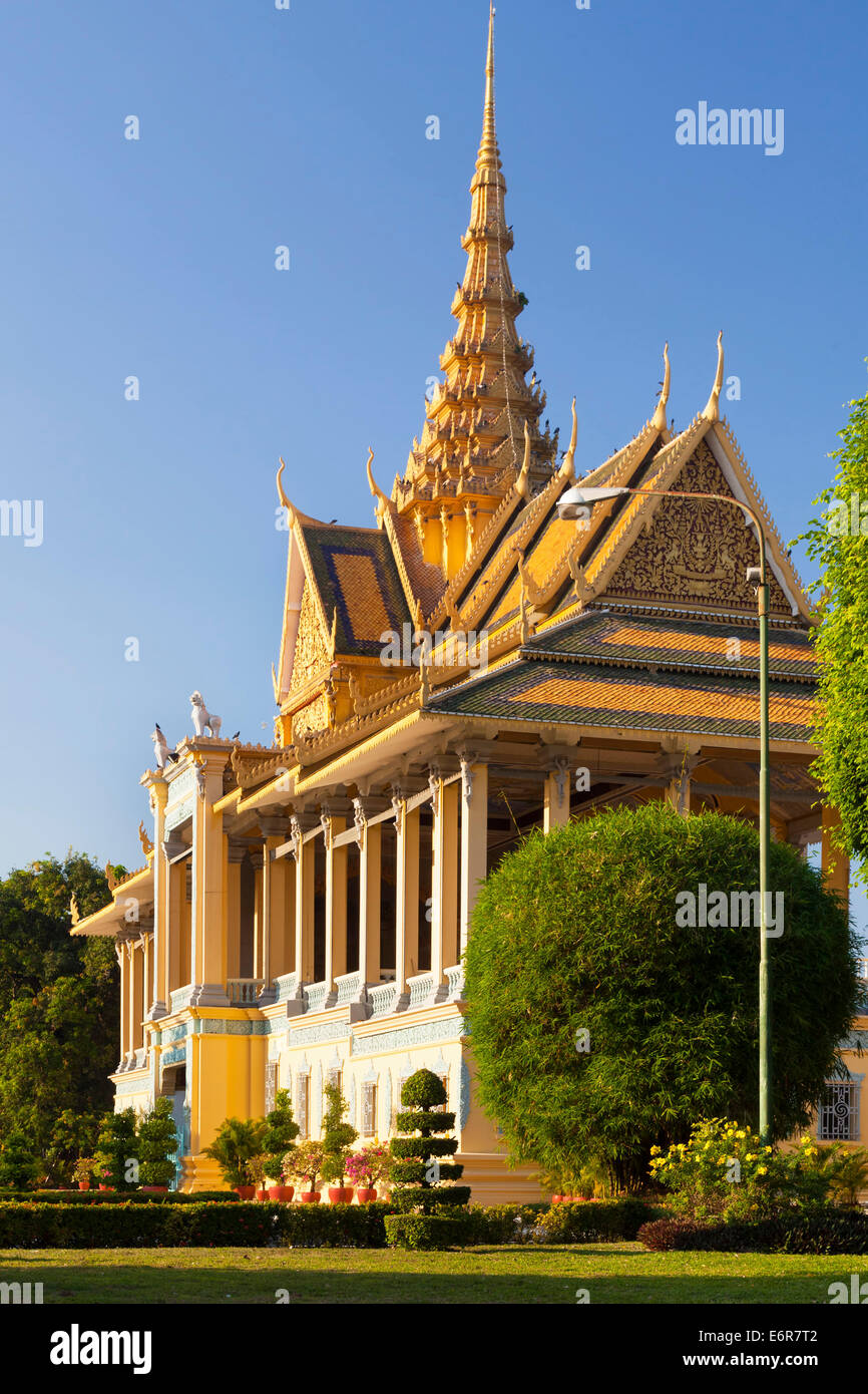 Moonlight Pavilion, Royal Palace, Phnom Penh, Cambodia Stock Photo - Alamy