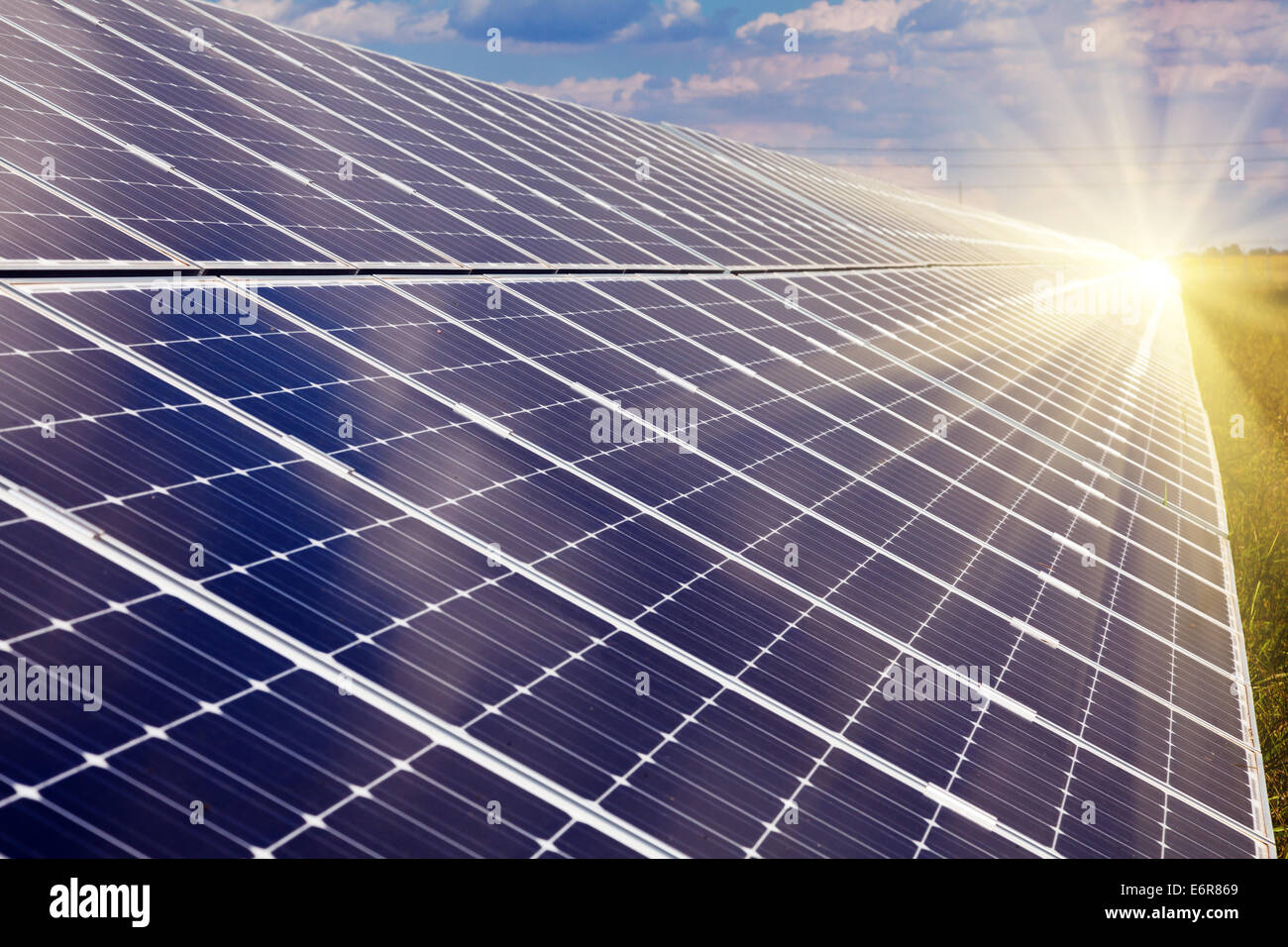 Power plant using renewable solar energy with sun Stock Photo - Alamy