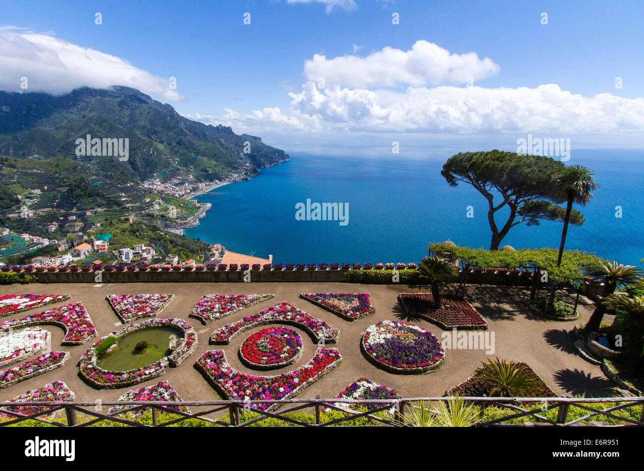 Villa rufolo landscape hi-res stock photography and images - Alamy