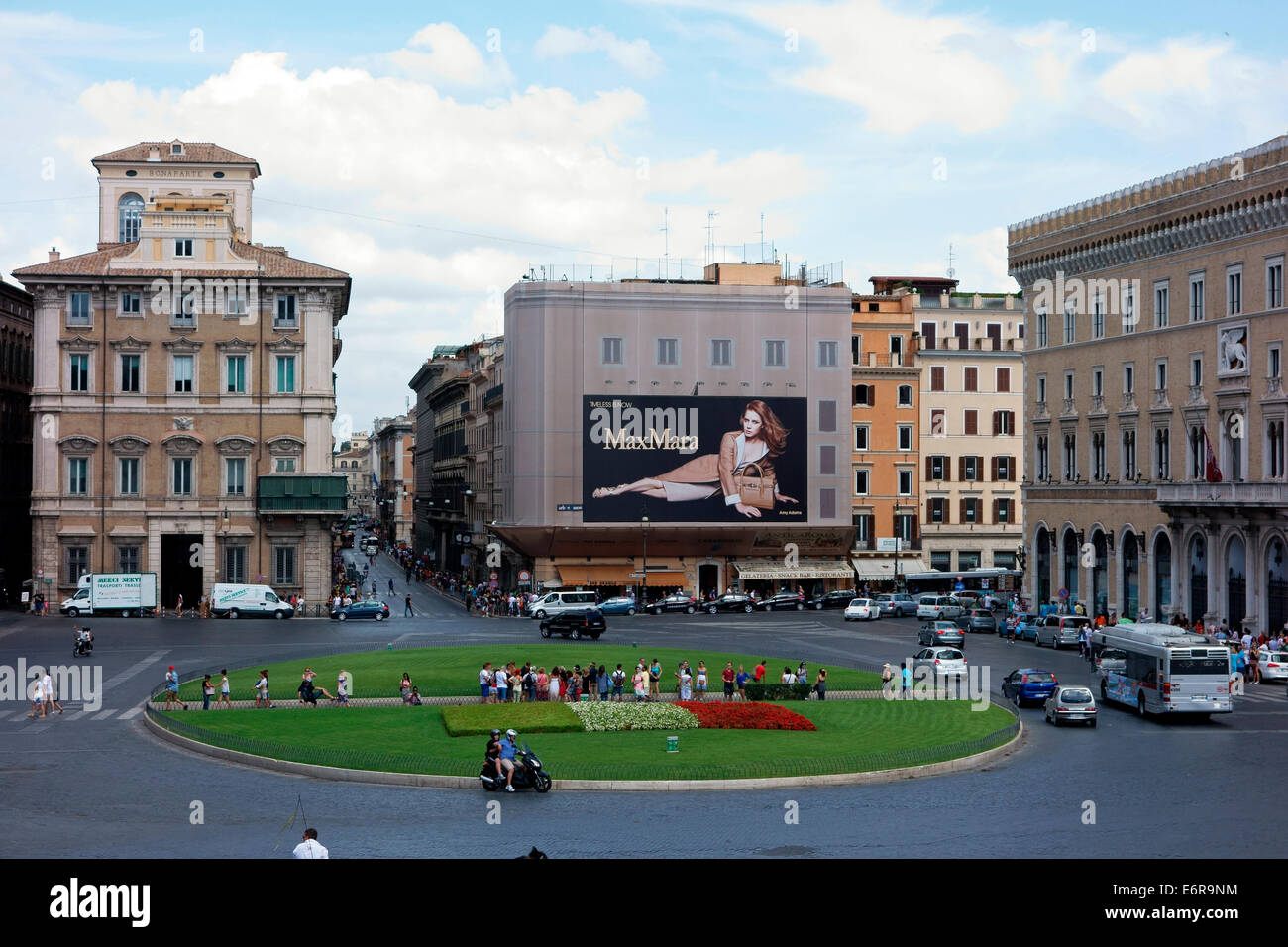 Piazza Venezia, Rome Stock Photo - Alamy