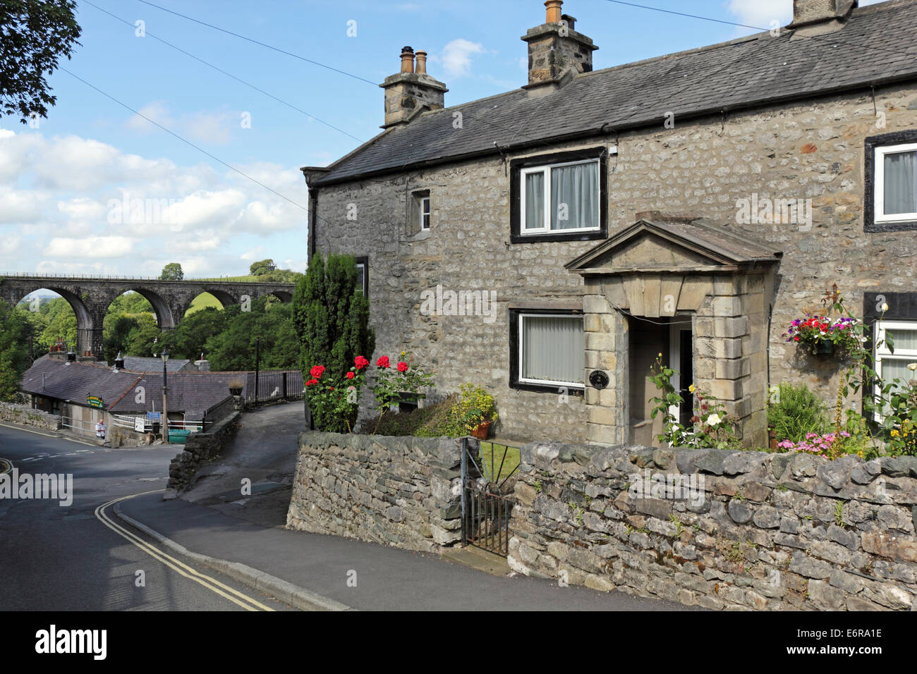 Ingleton north yorkshire hi-res stock photography and images - Alamy