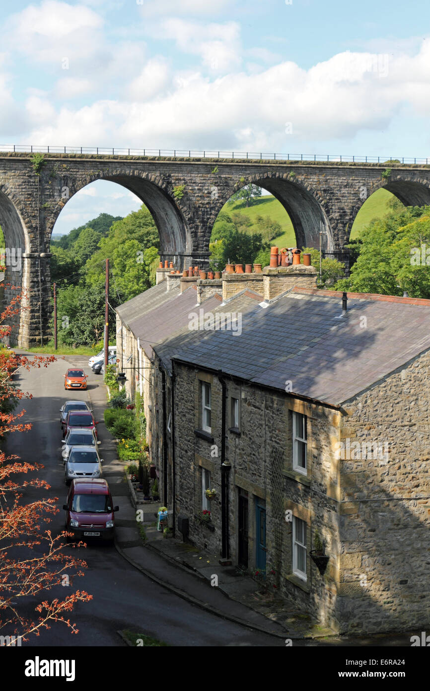 Ingleton disused railway viaduct, North Yorkshire, England, UK Stock ...