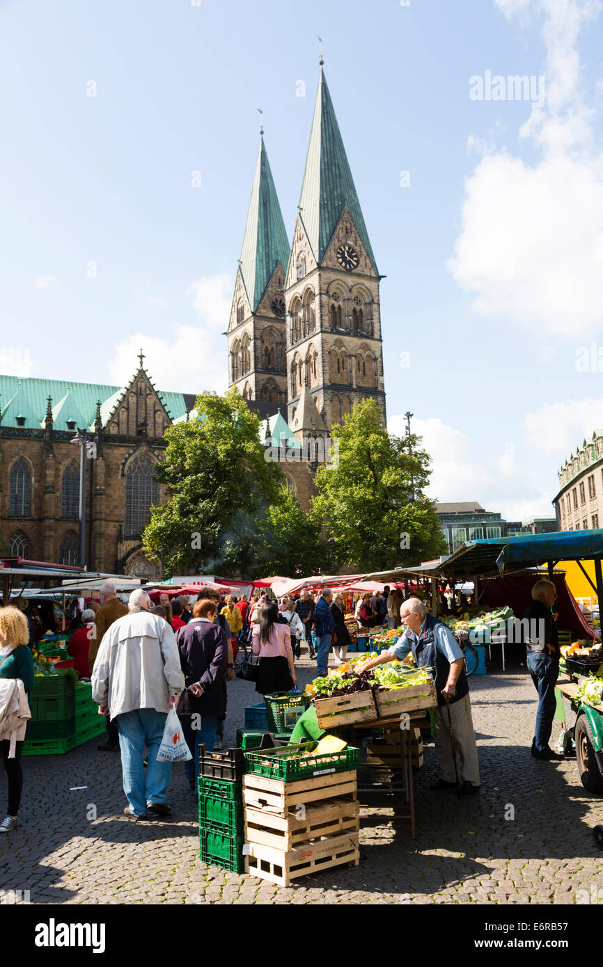 German Fruit Market High Resolution Stock Photography and Images - Alamy