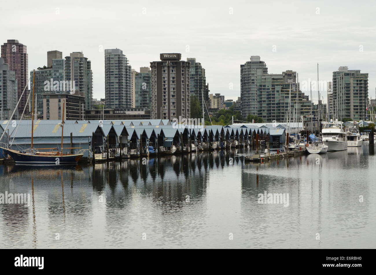 Vancouver restaurants hi-res stock photography and images - Alamy