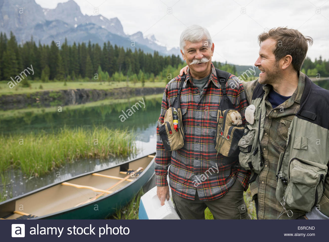 Ice chest and boat hi-res stock photography and images - Alamy