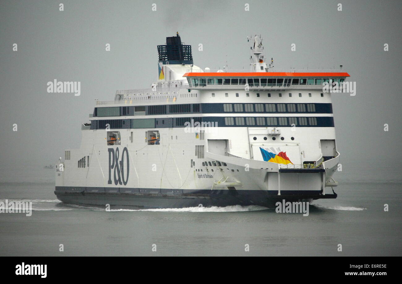 Spirit of britain ferry hi-res stock photography and images - Alamy