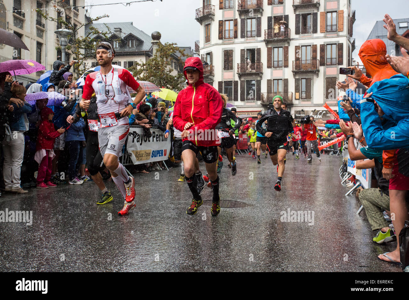 Tour du mont blanc running hi-res stock photography and images - Alamy