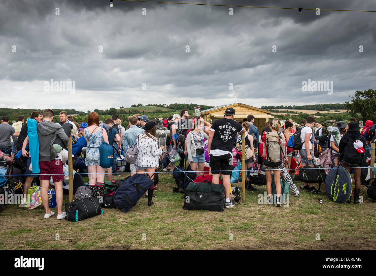 Patiently queue hi-res stock photography and images - Alamy