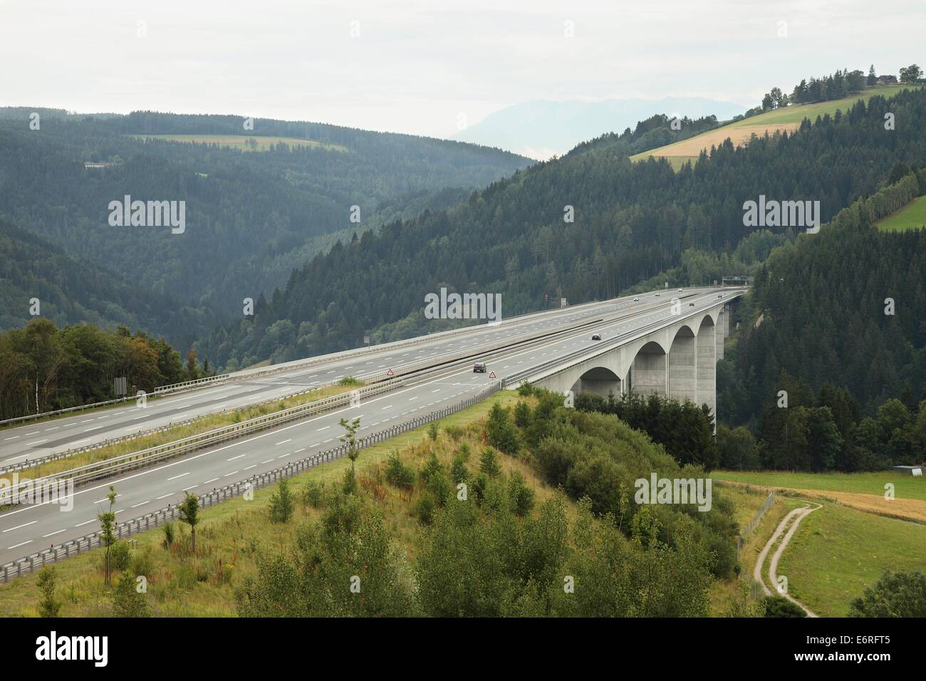 Main road highway hi-res stock photography and images - Alamy