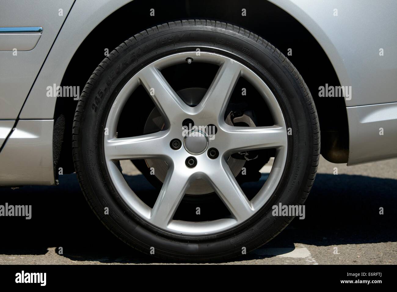 Aluminum wheel car tire hi-res stock photography and images - Alamy