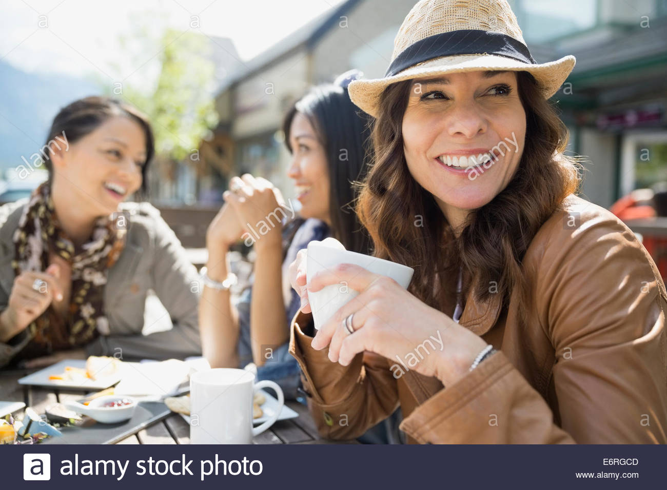 Women in cafe having coffee hi-res stock photography and images - Alamy