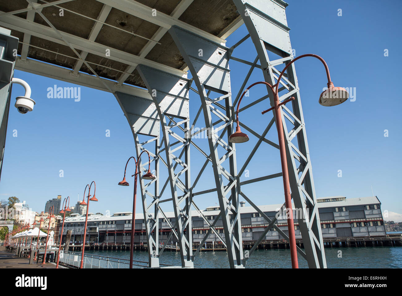 Pier One in Walsh Bay near Sydney Harbour Bridge Stock Photo - Alamy