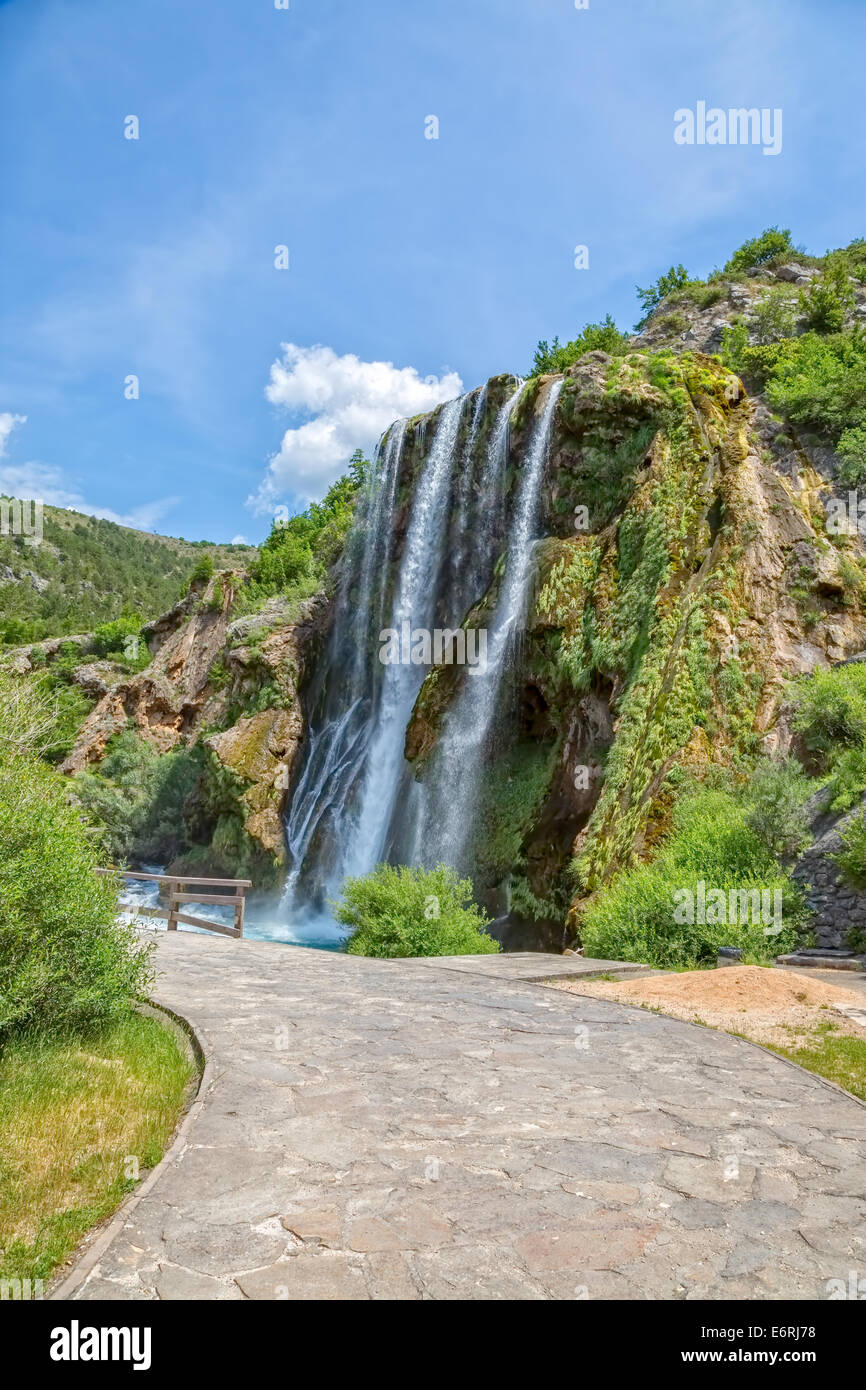 Wide shot waterfall hi-res stock photography and images - Alamy