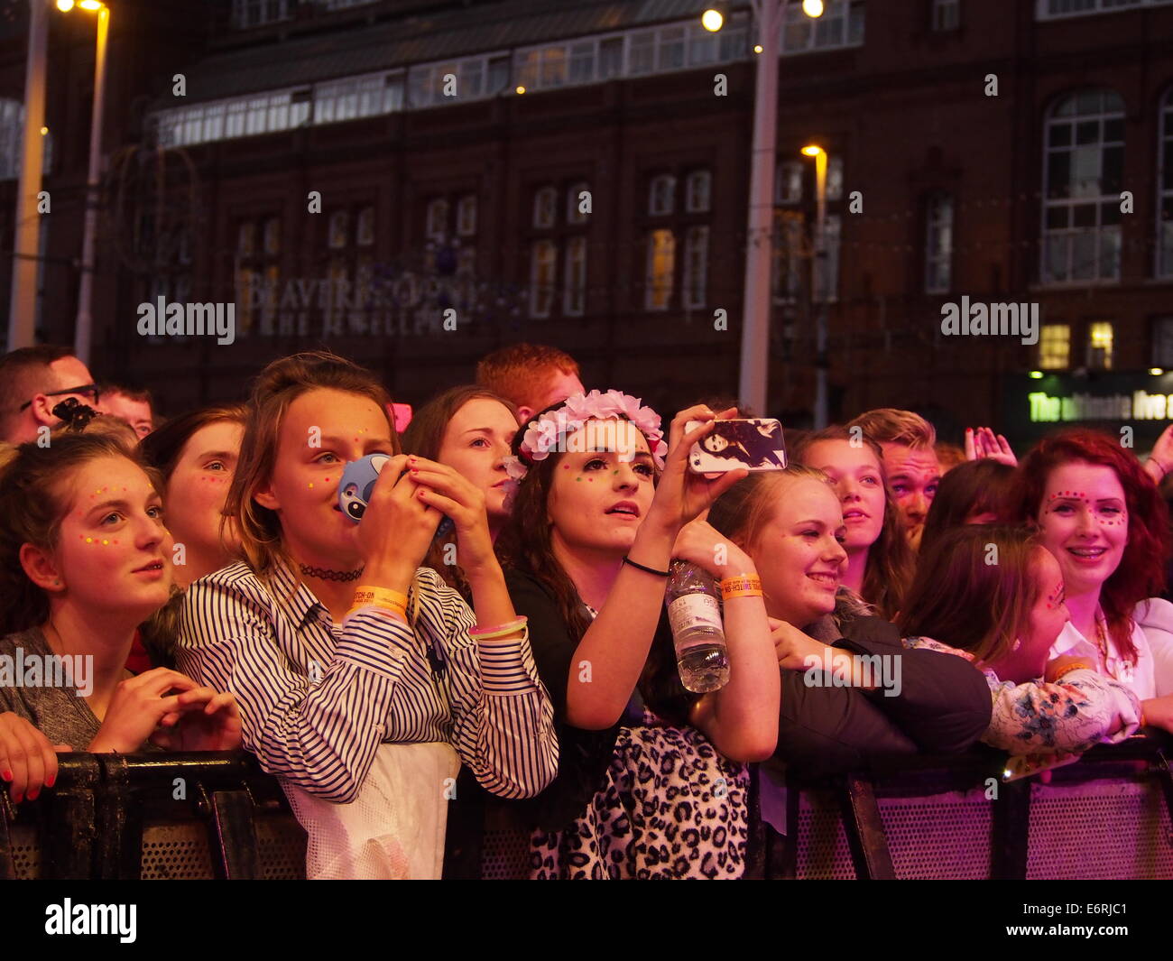 Blackpool lights switch on concert hi-res stock photography and images ...