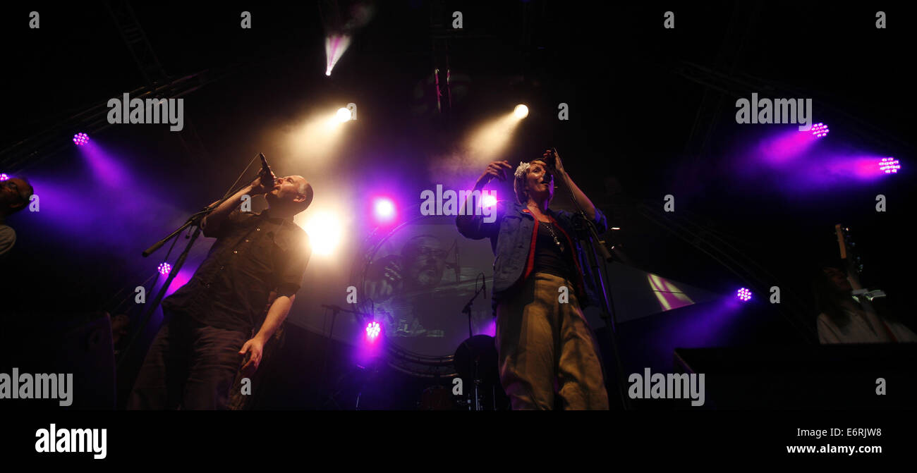 Play main hi-res stock photography and images - Alamy