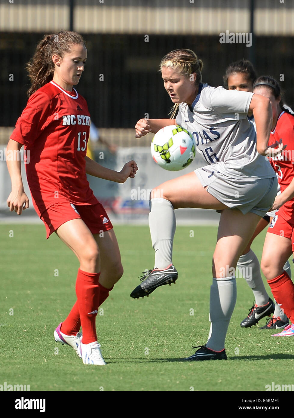 Washington, DC, USA. 29th Aug, 2014. 20140829 - Georgetown forward ...