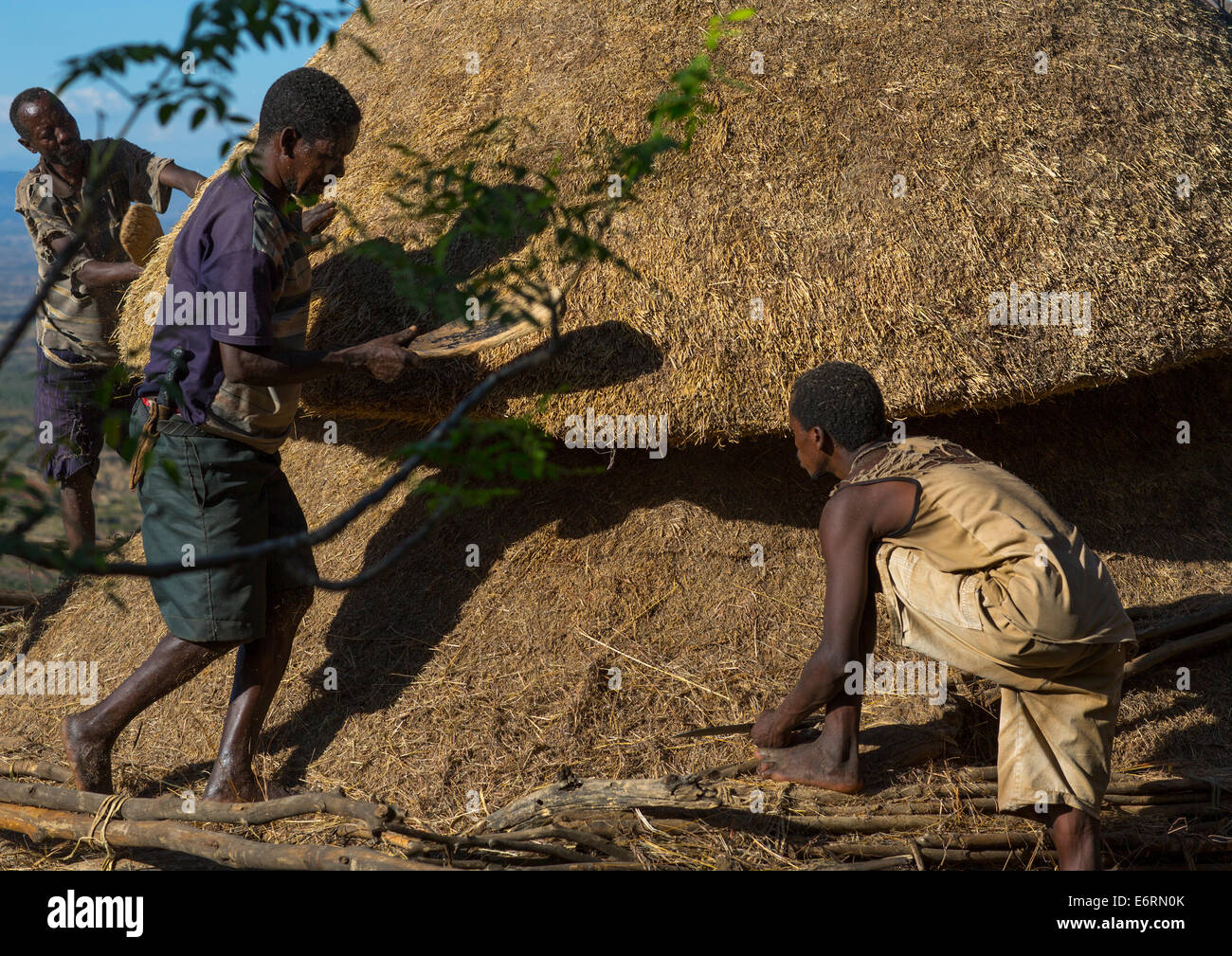 Gamo people hi-res stock photography and images - Alamy