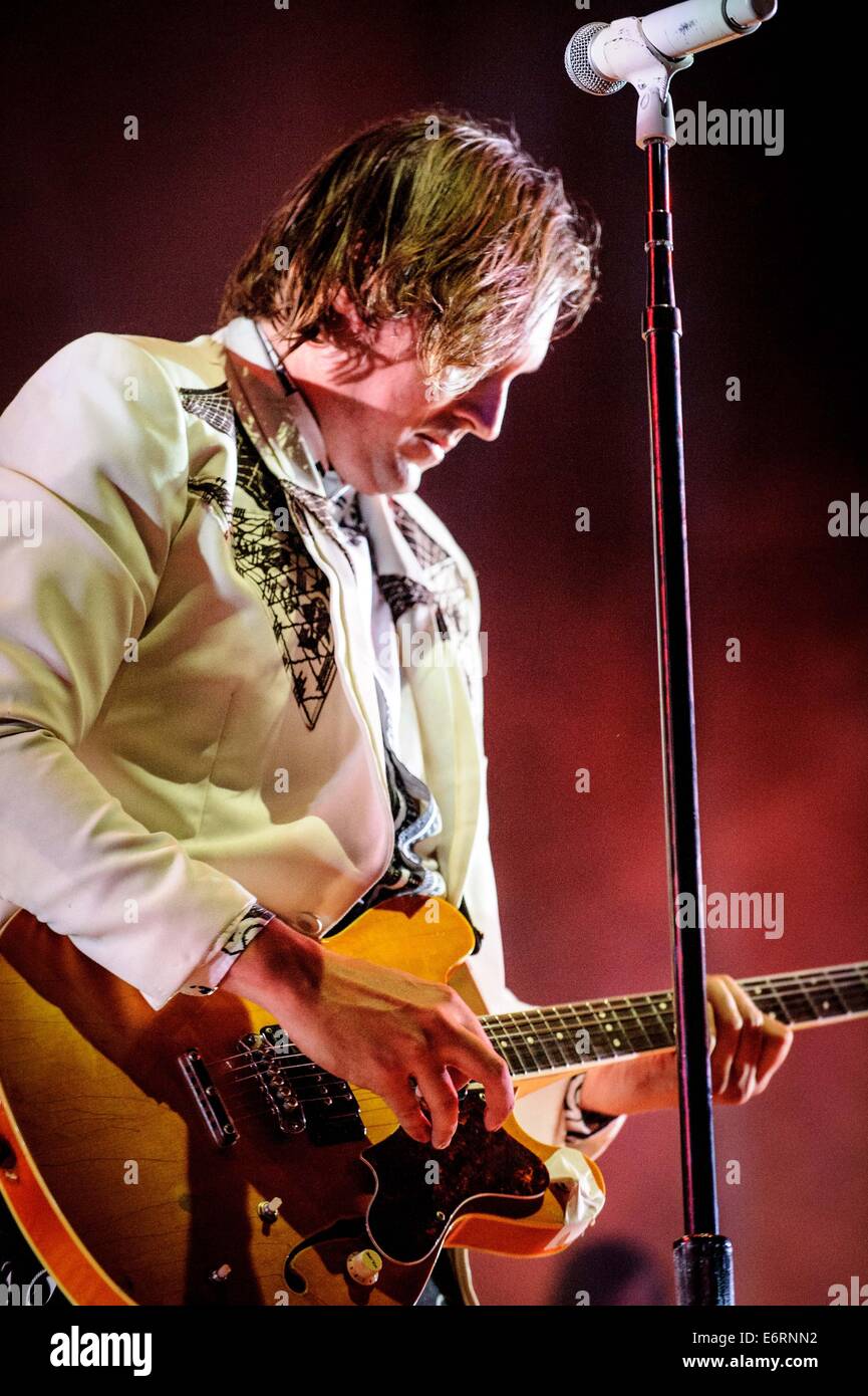 Arcade fire band members hi-res stock photography and images - Alamy