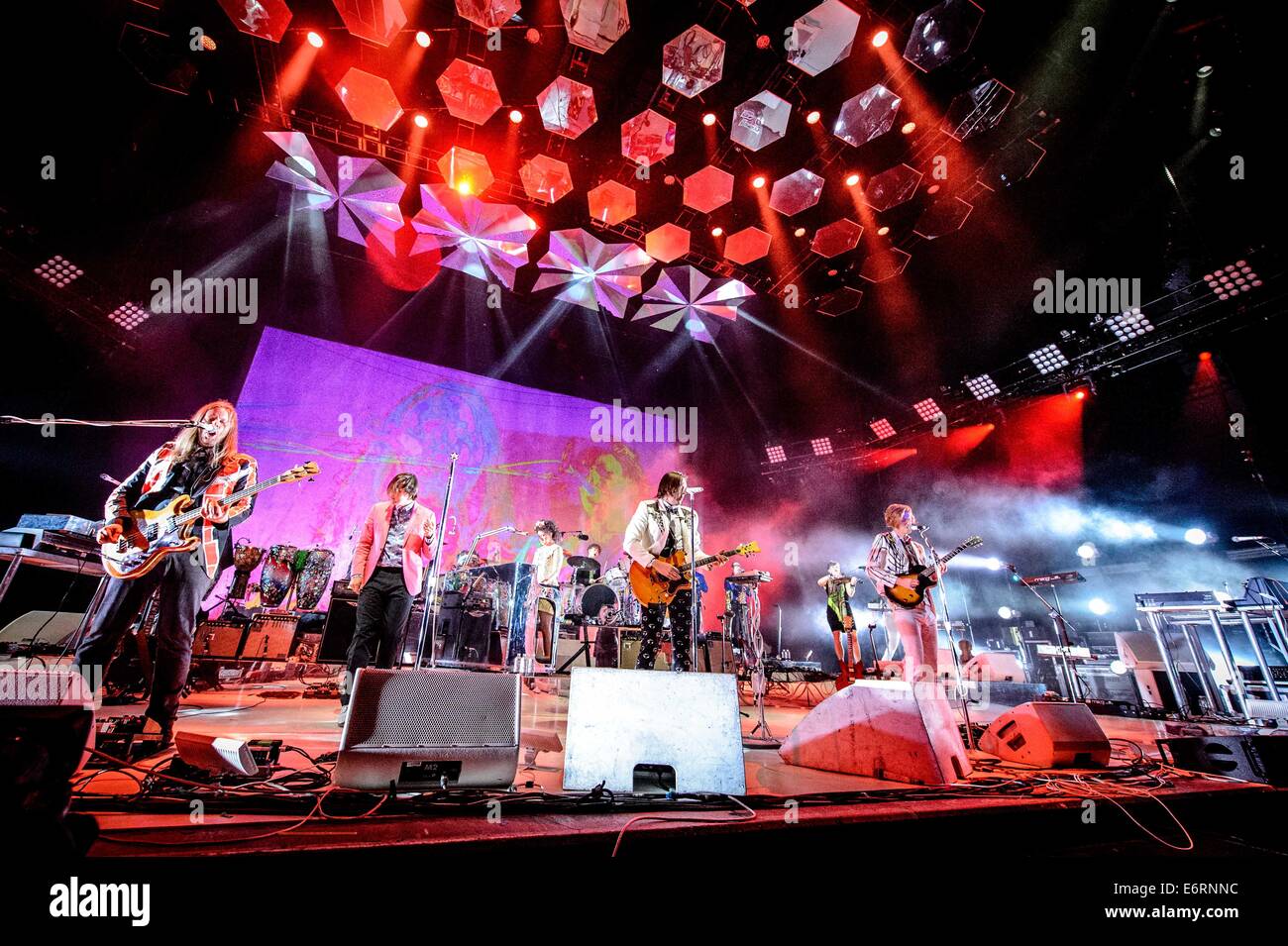 Arcade fire band members hi-res stock photography and images - Alamy