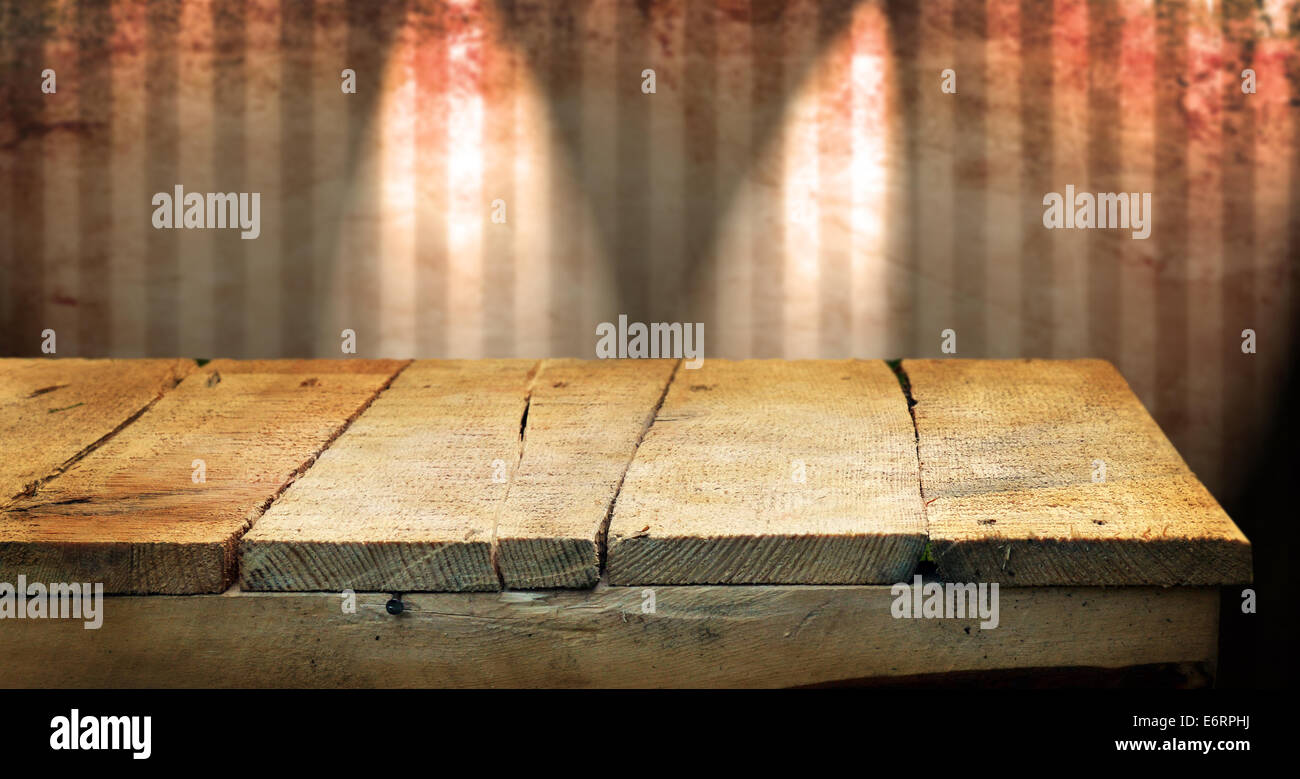 Empty wooden table for product display montages Stock Photo - Alamy